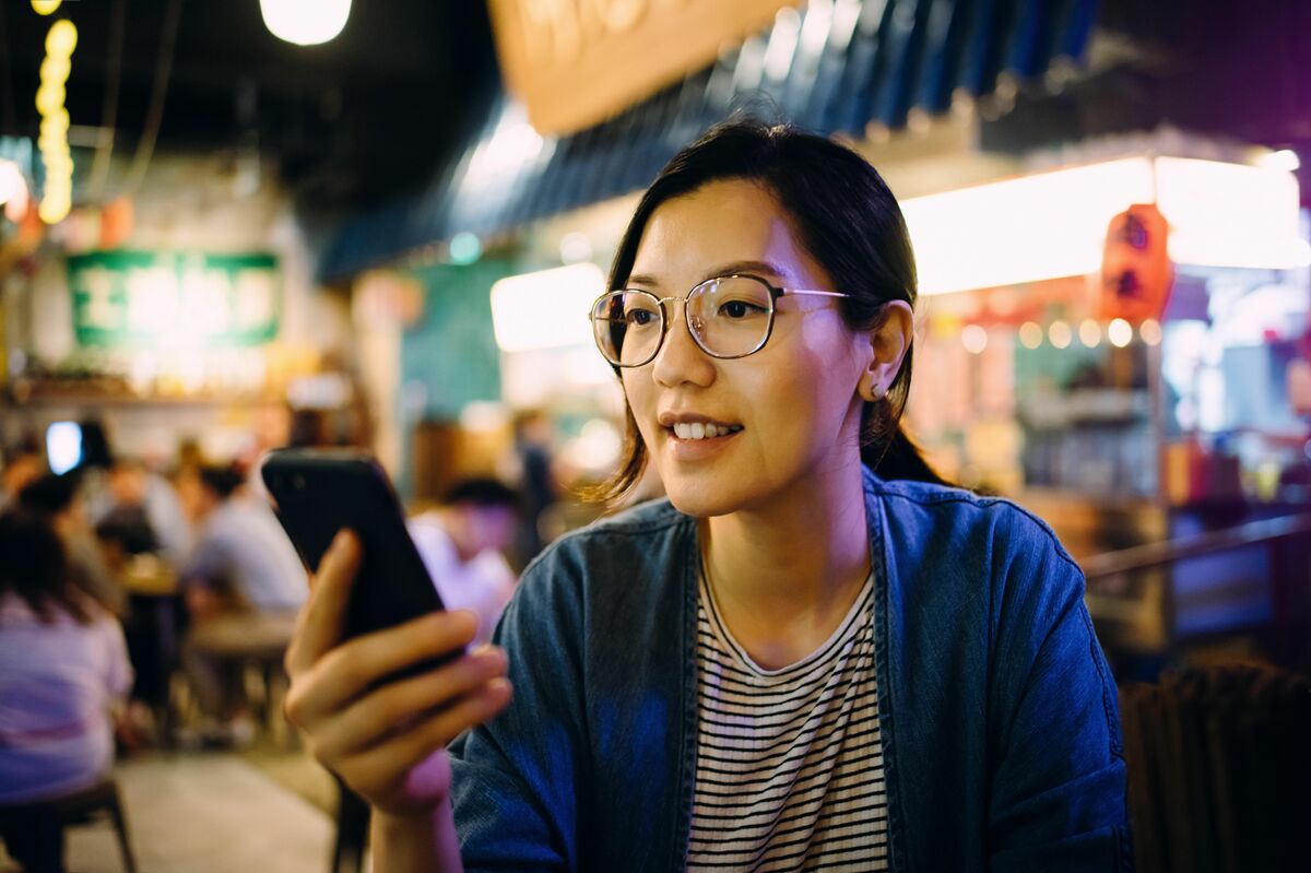 How New Consumer-Technology Interactions Are Changing Shopping Behavior